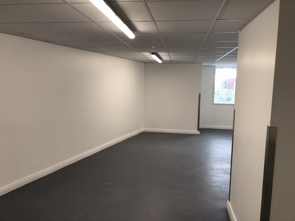 Suspended Ceilings Manchester Tameside - DryWallMachines